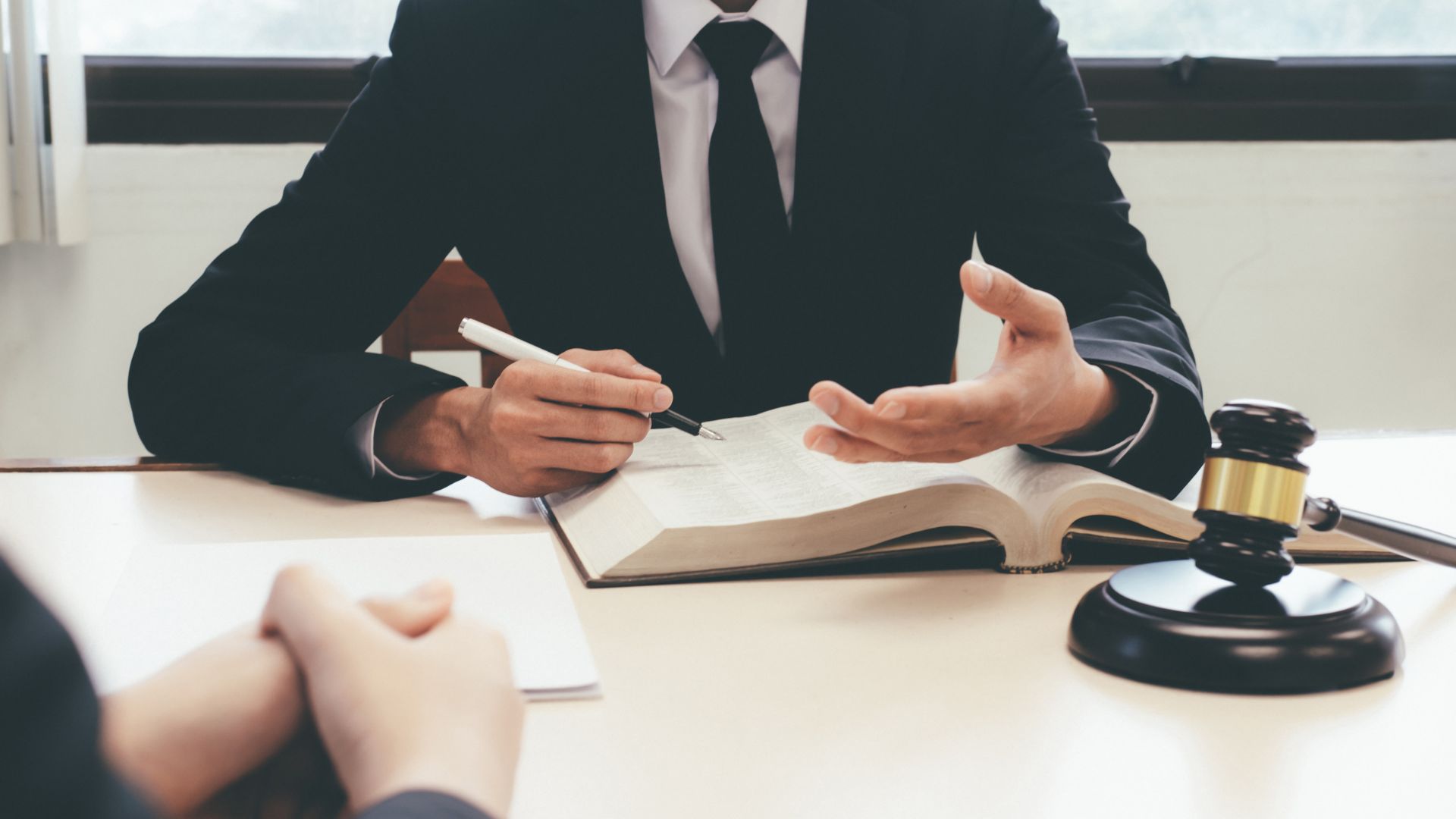 Tailor-made Legal Services - K&B Family Office
